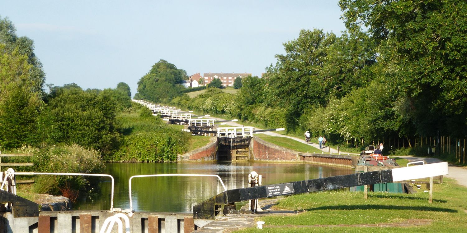 Canal locks and lifts | UK History