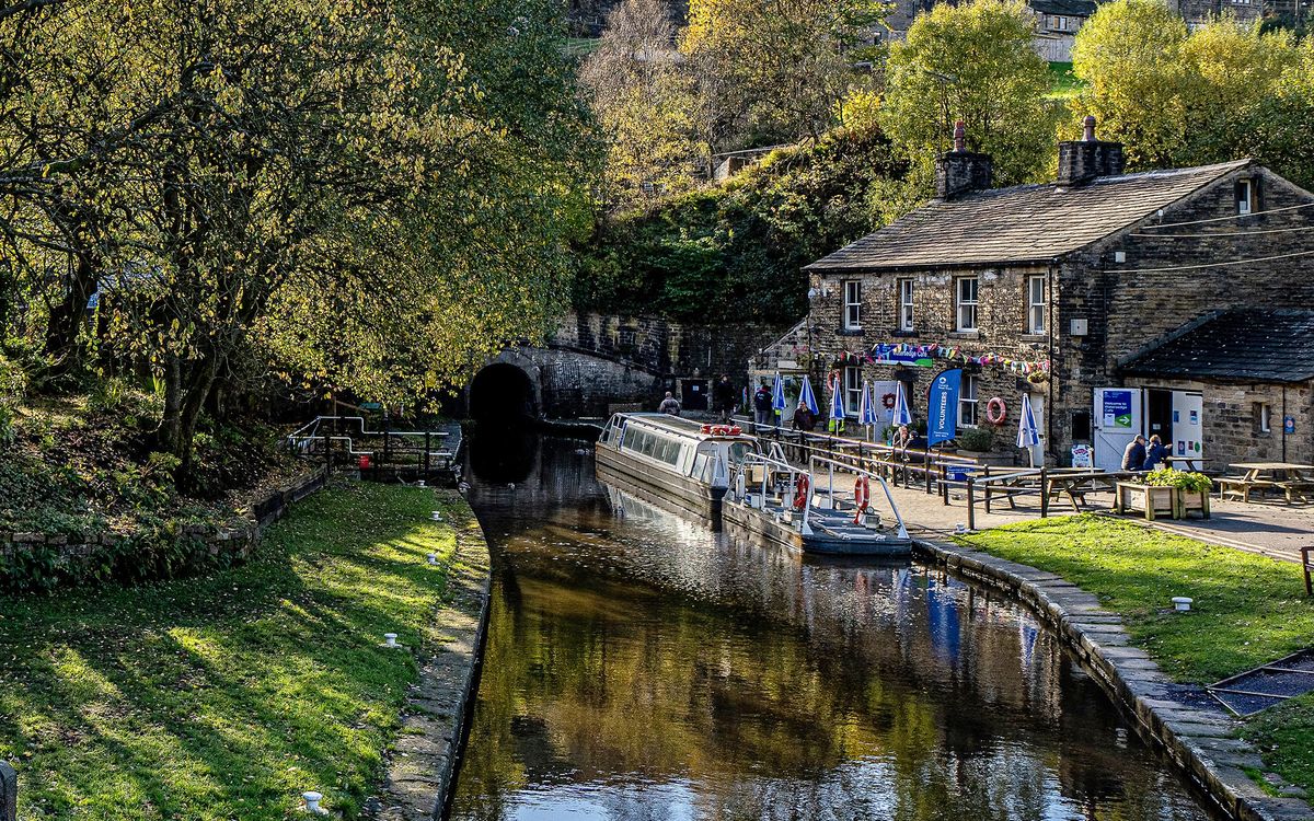 Standedge Tunnel | Canal & River Trust