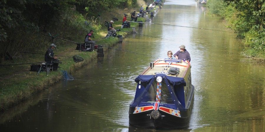 Top six lock-free boating locations | Canal & River Trust