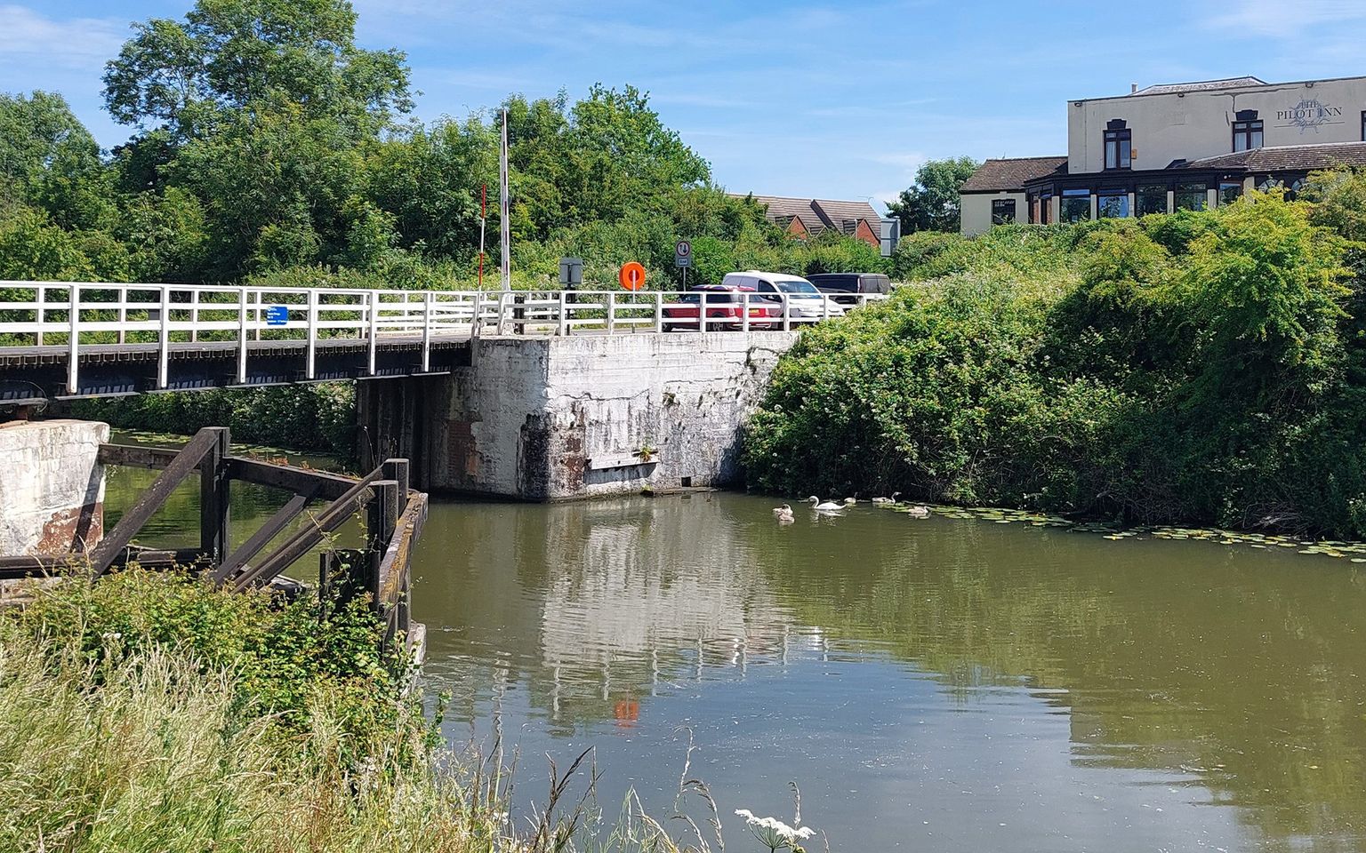 We've begun repairs at Sellars Swing Bridge | Canal & River Trust