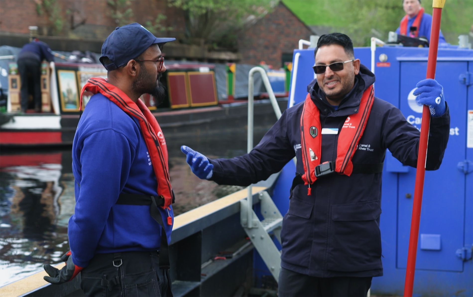 Watch Narrow Escapes on Channel 4 | Canal & River Trust