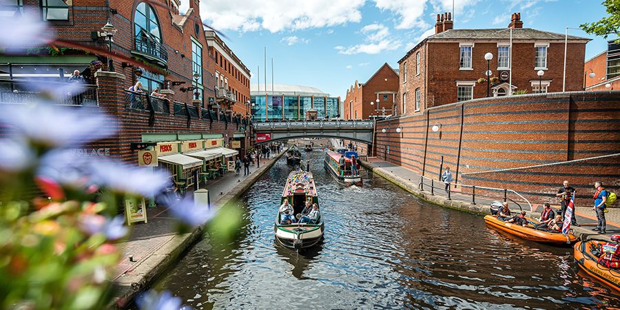 Government funding cuts put future of nation’s historic canals at risk ...