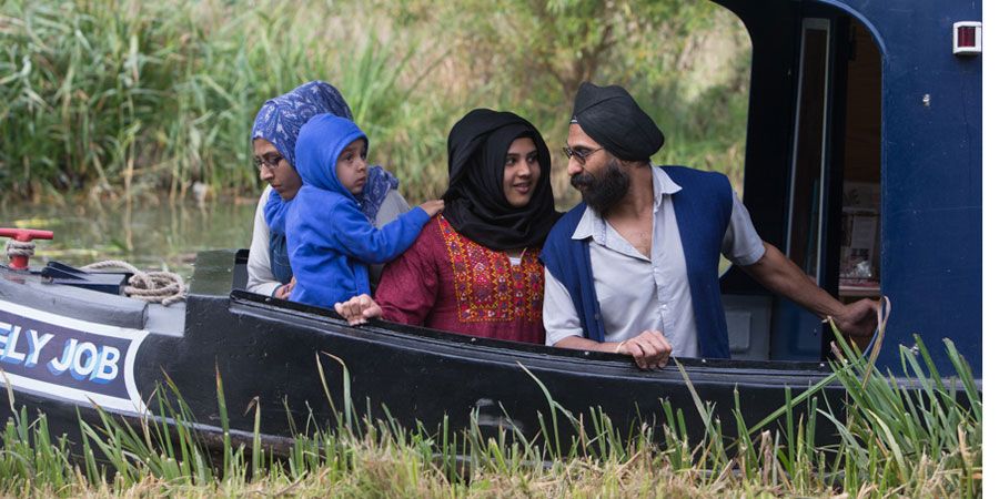 Hotel boat holidays | Holidaying on our canals and rivers