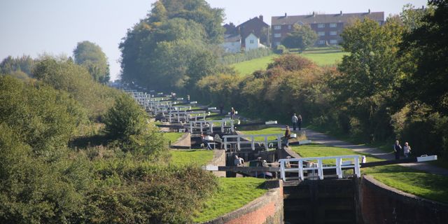 Canal locks and lifts | UK History