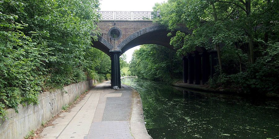 Exploring bridge names | Canal & River Trust