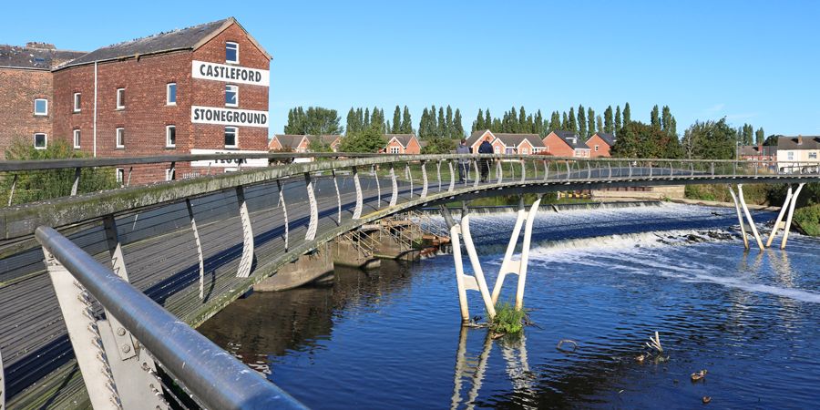 Historic canal walk at Castleford | Canal & River Trust