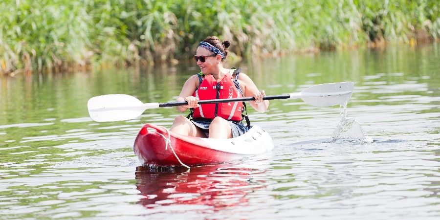 A beginner’s guide to canoeing equipment | Canal & River Trust