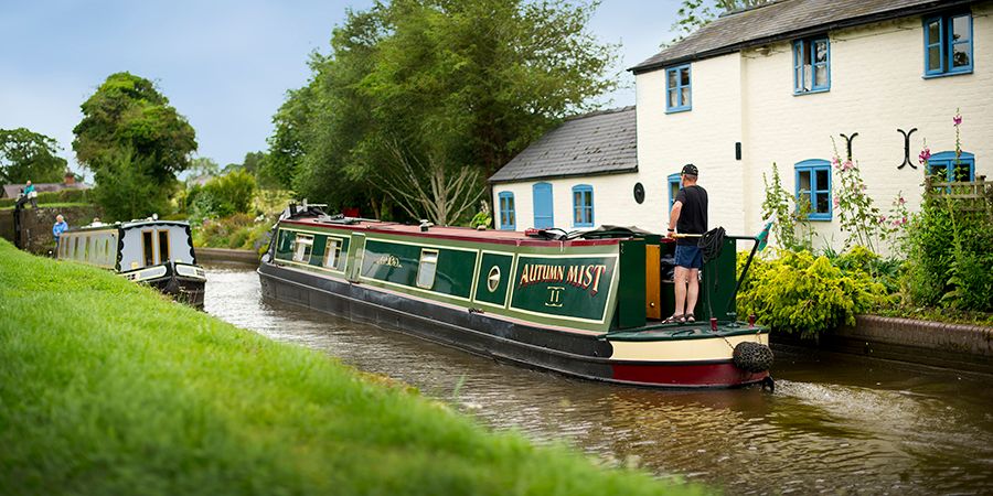 Boat Safety Scheme | Buying your boat licence