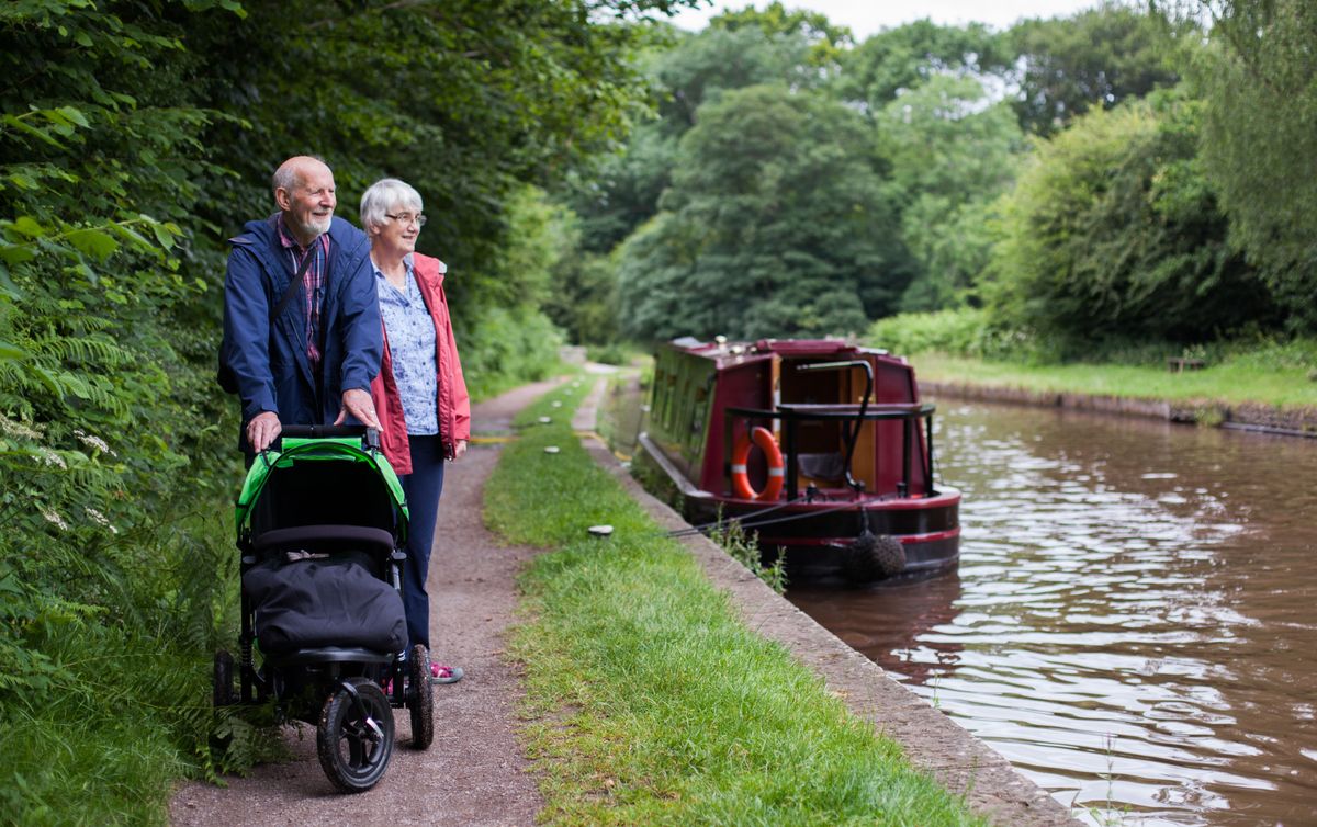 Let's Walk! Sheffield Wellness Walks | Canal & River Trust