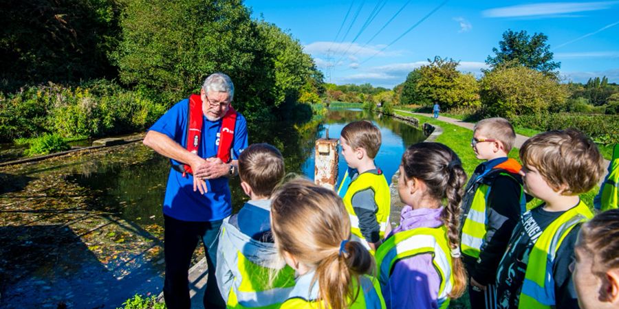 Free water safety outreach | Canal & River Trust