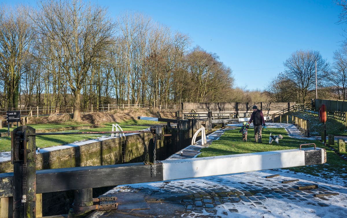 Walking | Canal & River Trust