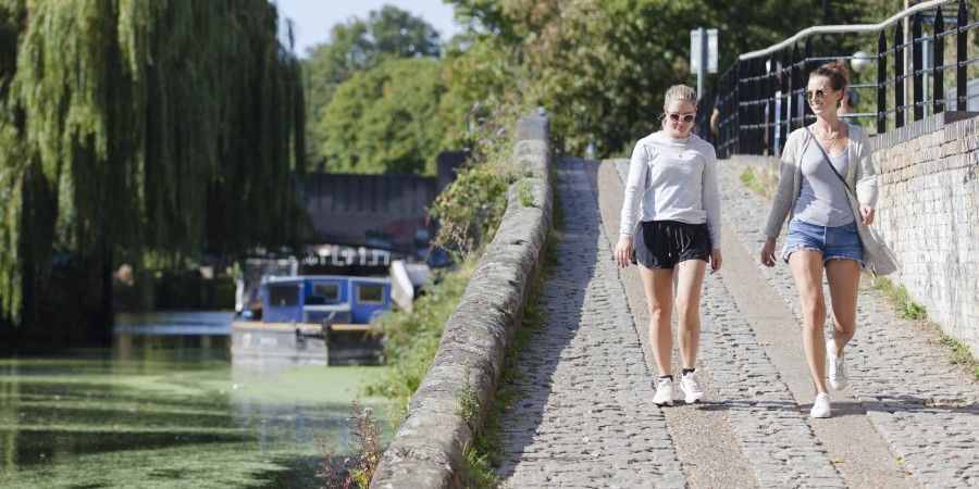 Summer canal walks | Canal & River Trust