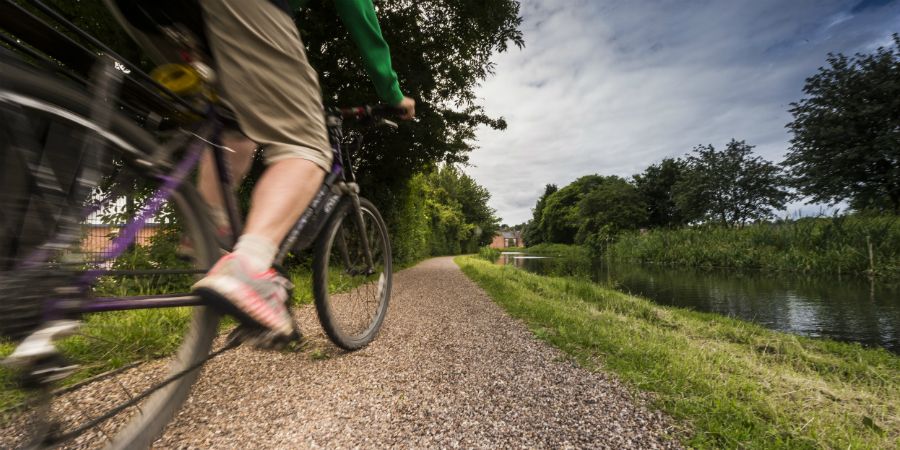 Huddersfield Narrow cycle ride | Canal & River Trust