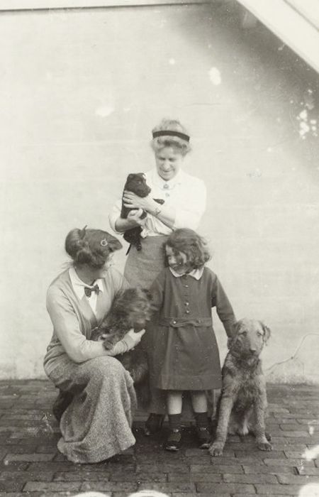 Dogs on boats: from the archive | Canal & River Trust
