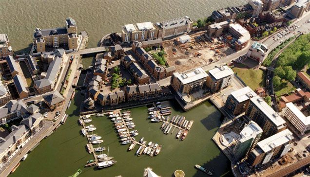Let's Walk! Bow to Limehouse Basin Canal Walk | Canal & River Trust