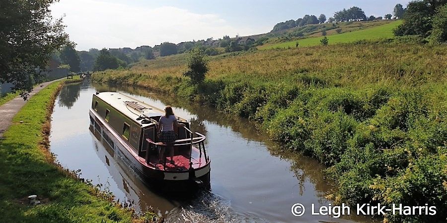 Quiet canals to cruise in the West Midlands | Canal & River Trust