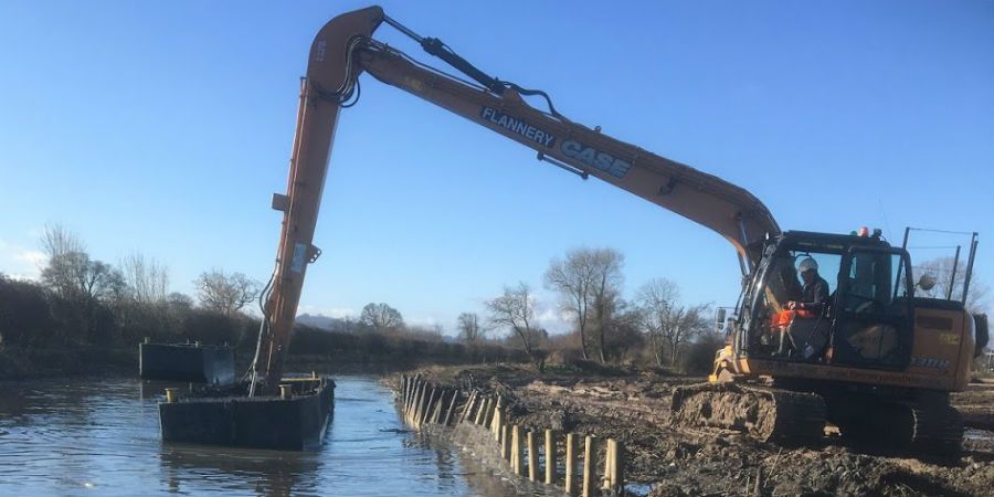 Planning dredging projects | Canal & River Trust