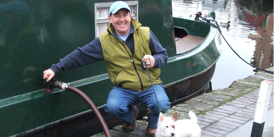 Which toilet? Waste disposal options | Canal & River Trust